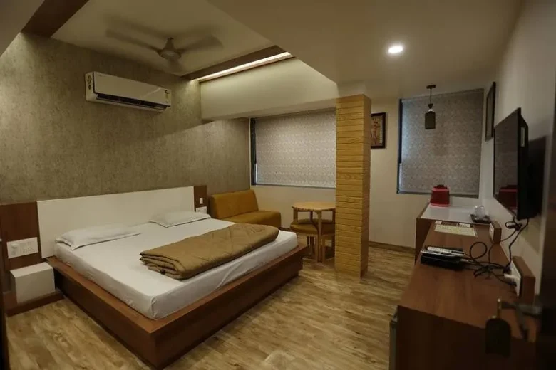 Room Type - Premium - Hotel Darshan Amreli